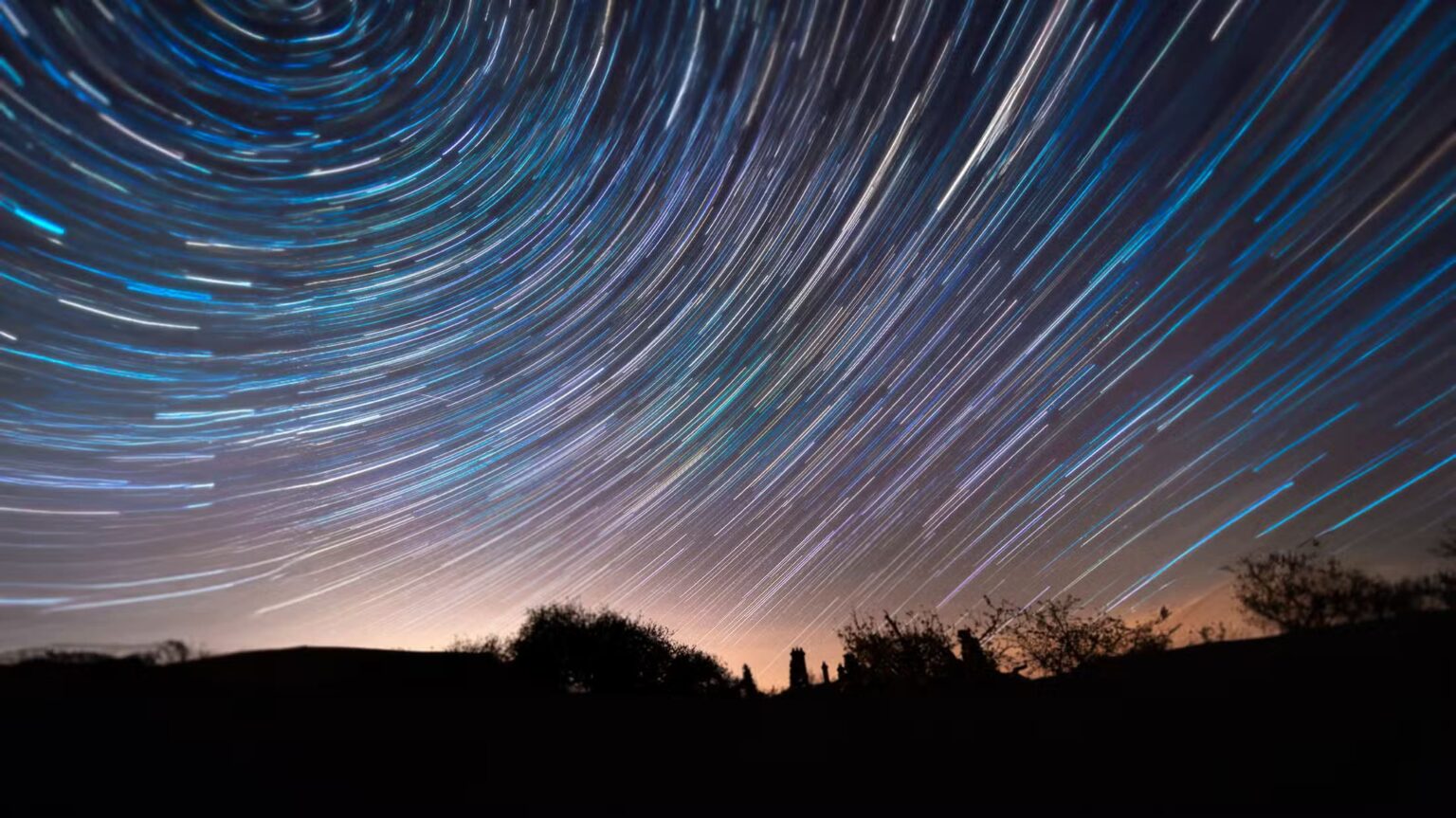 Your Guide to Easily Watching the Orion Meteor Shower | Ahla Home